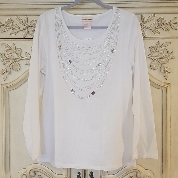 Toffee Apple | Tops | White Long Sleeve Bedazzled Cotton Tee Sz Xl ...
